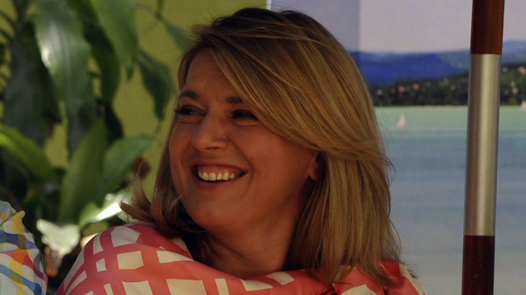 Magyarázkodásra kényszerült Borbás Marcsi – kifakadt azon, hogy temetik ...