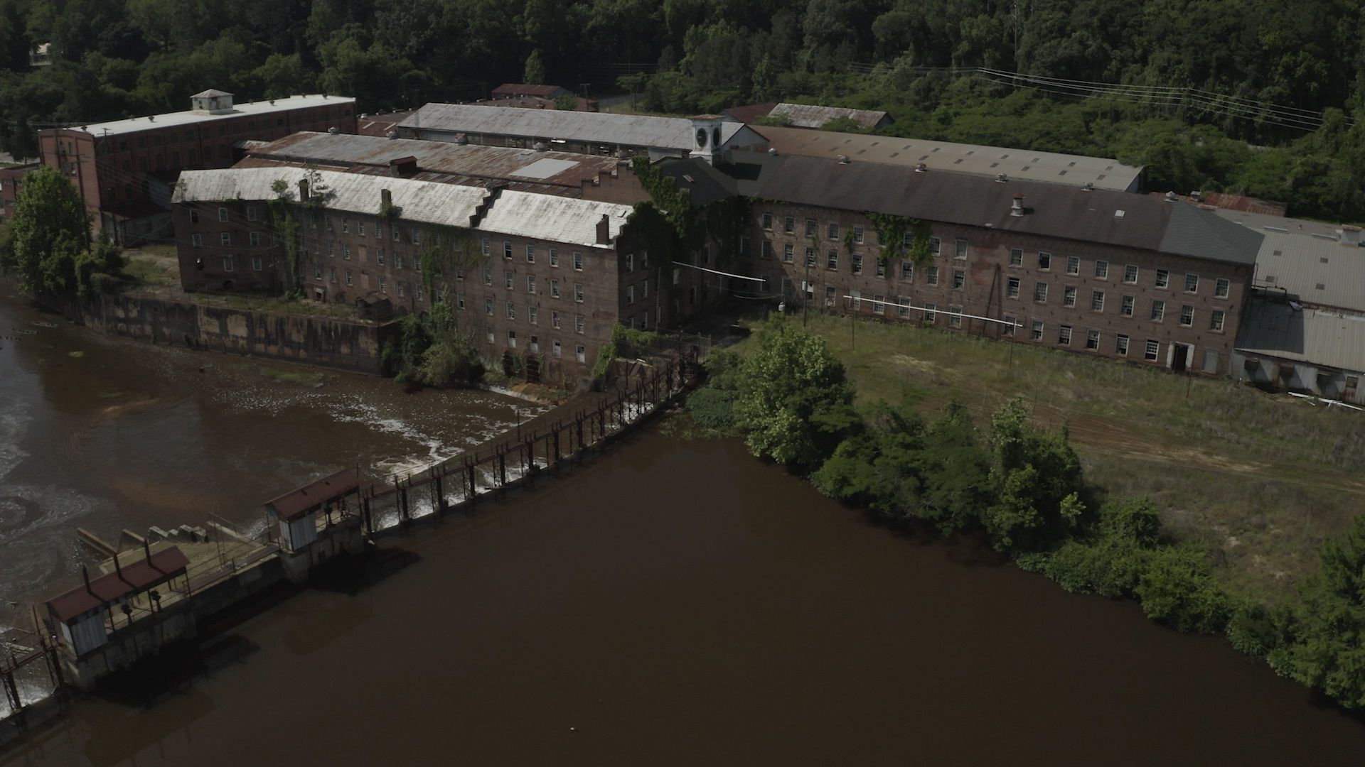 Elhagyatott épületek