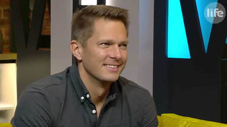 Tóth Dávid a szerelemről, szakításokról és a Nagy Ő műsorról