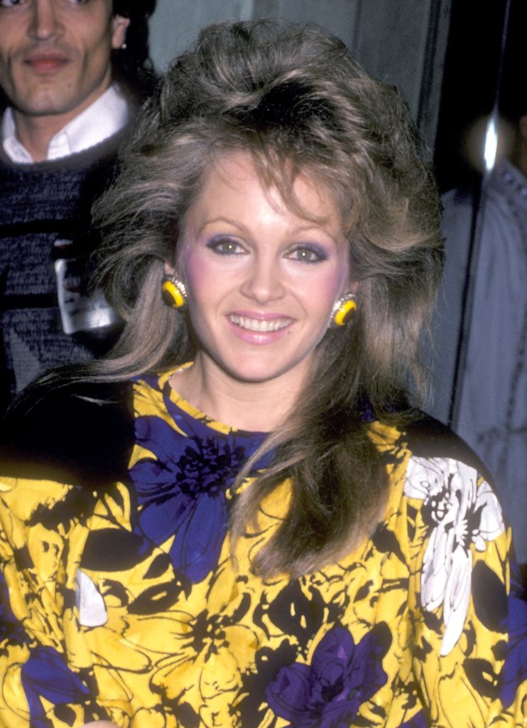 64 évesen megvált hosszú tincseitől a Dallas Lucyje, Charlene Tilton | nlc