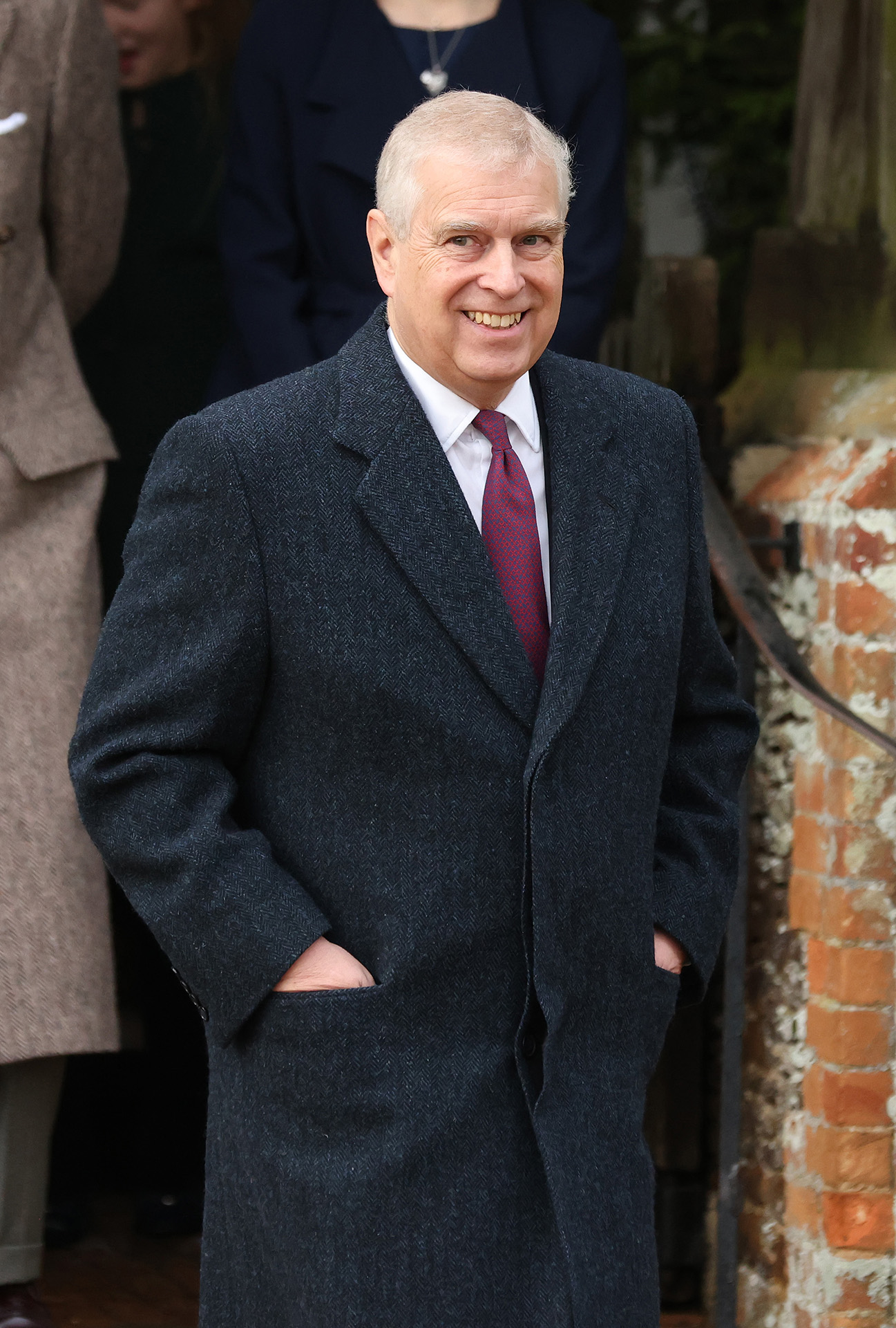 A 63 éves András herceg botrányai