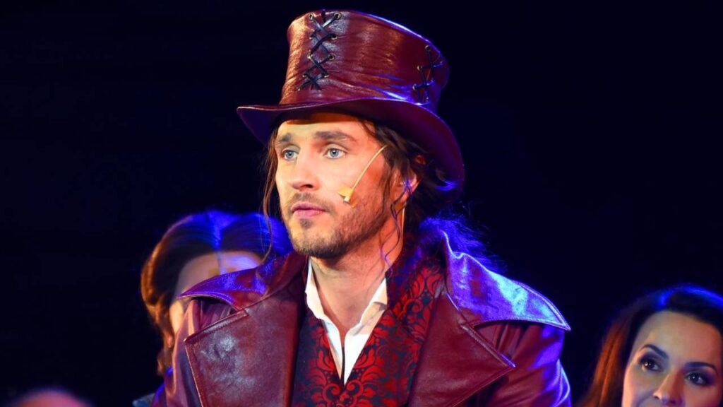 Ezért kell távoznia Sándor Péternek