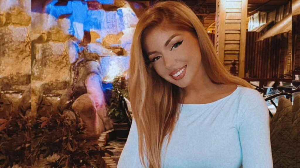 Tolvai Reni szexi szettje