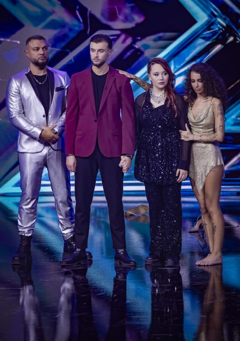 Lélegzetelállítóan festett Tóth Andi az X-Faktorban